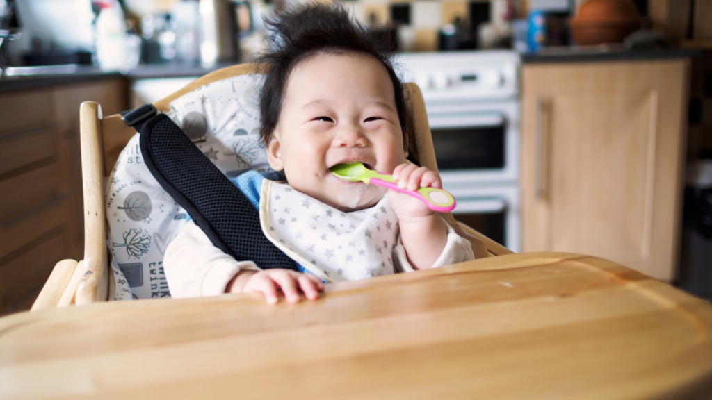 The benefits of introducing solids for your baby - LEYF Nurseries